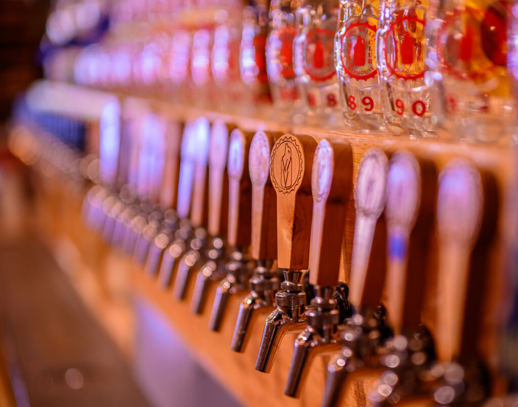 home - West Valley Taphouse